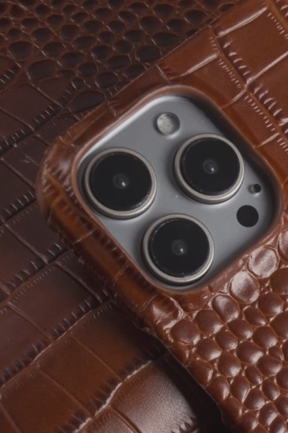 iPhone 12 Pro Crocodile Leather Case with MagSafe - Light Brown – Caipex